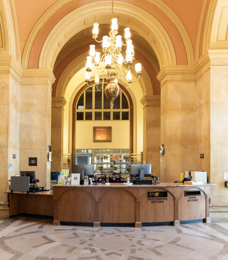 New Hours at Robbins Library | Robbins Library